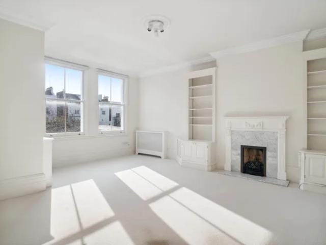 Apartment at Holland Park, Greater London