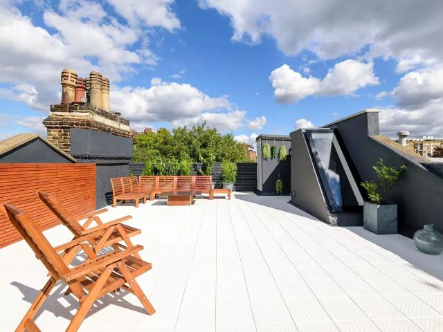 Apartment at Holland Road, Greater London