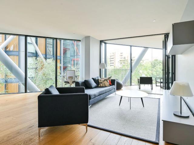 Apartment at Holland Street, Greater London