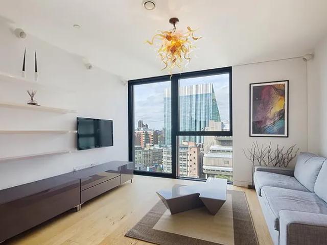 Apartment at Holland Street, Greater London