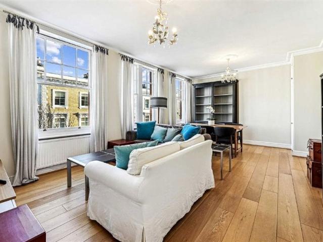 Apartment at Hollywood Road, Greater London