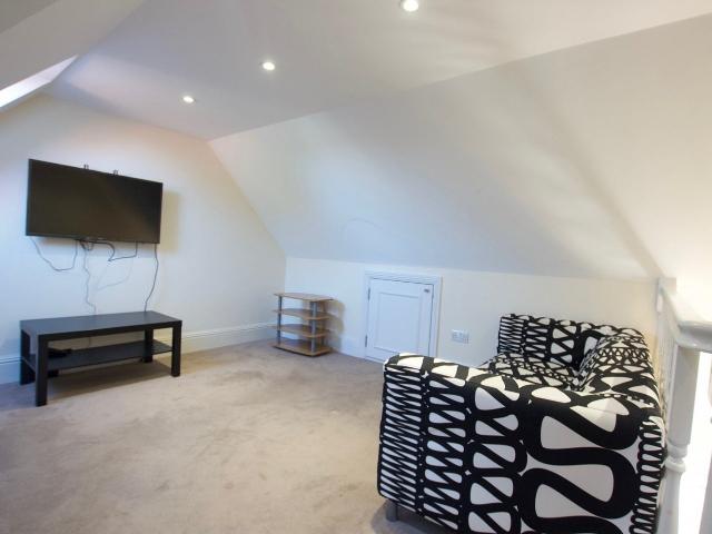 Apartment at Hollycroft Avenue, Greater London