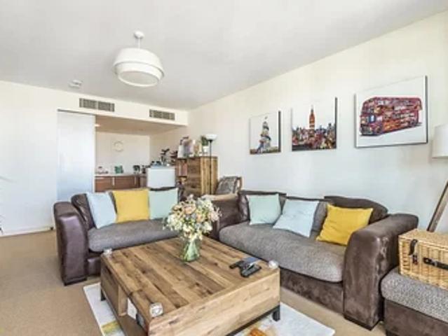 Apartment at Holman Road, Greater London