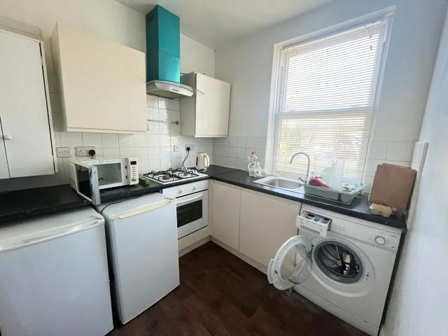 Apartment at Holmesdale Road, Greater London