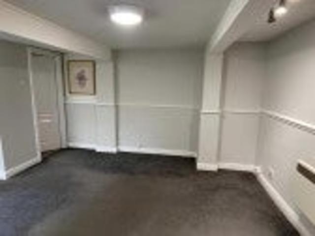 Apartment at Holmfield Close, Stockport