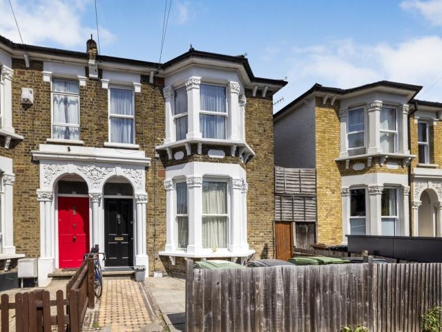 Apartment at Holmhurst, Greater London