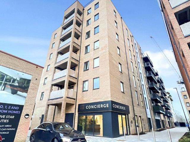 Apartment at Home Gardens, Dartford