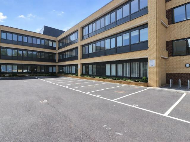 Apartment at Home Park Mill Link Road, Three Rivers