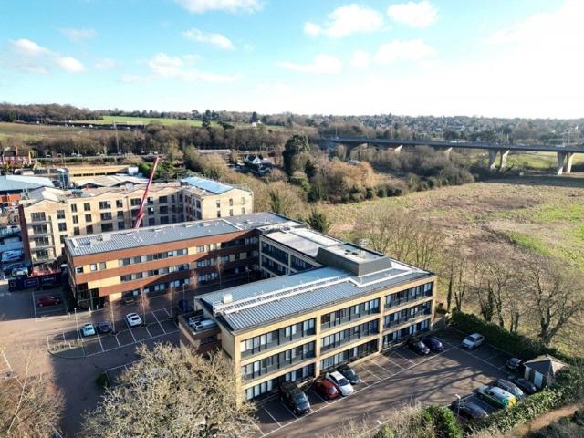 Apartment at Home Park Mill Link Road, Three Rivers