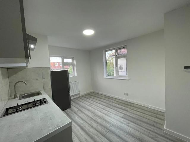 Apartment at Homefield Road, Greater London