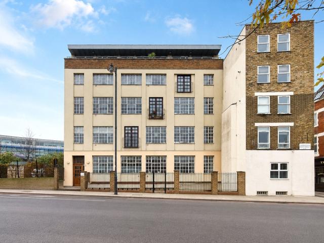 Apartment at Homerton High Street, Greater London