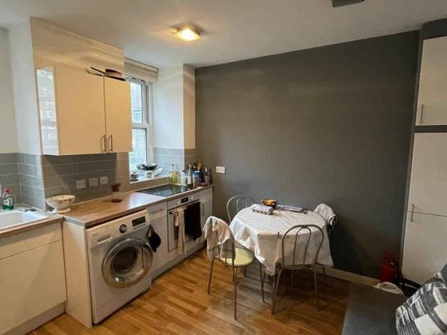 Apartment at Homerton Road, Greater London