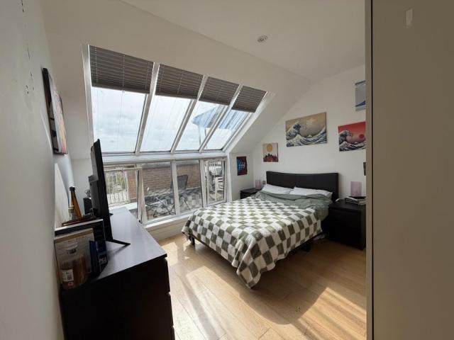 Apartment at Homer Drive, Greater London