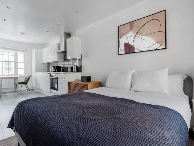 Apartment at Homer Street, City of Westminster