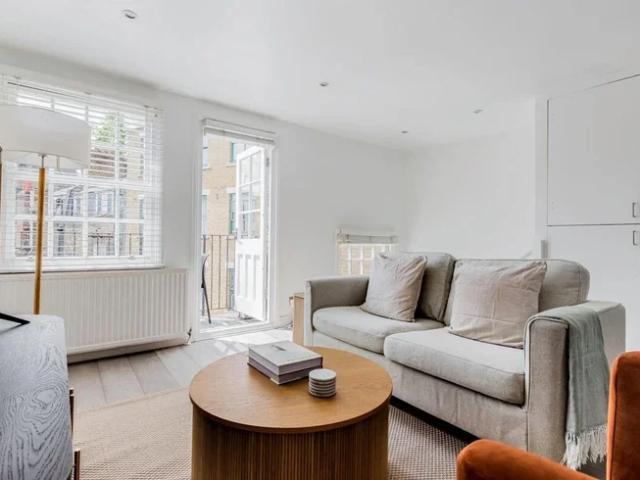 Apartment at Homer Street, City of Westminster