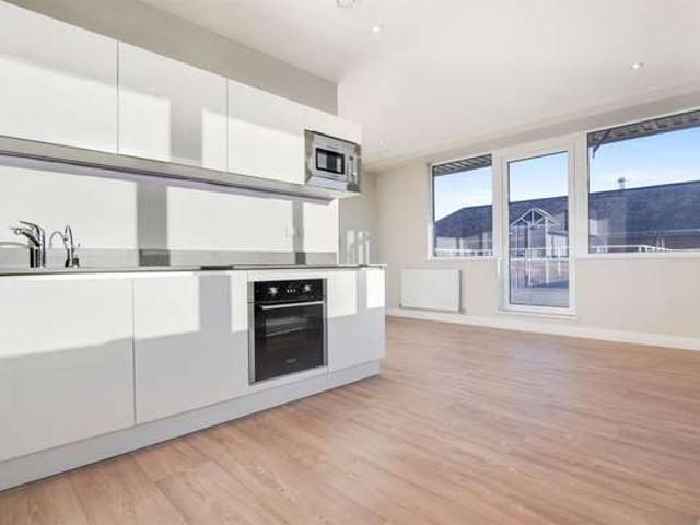 Apartment at Homestead Road, Three Rivers
