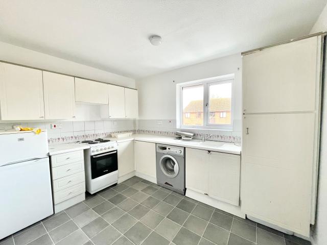 Apartment at Honeywood Close, Portsmouth