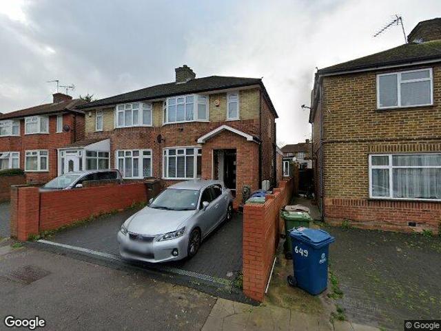 Apartment at Honeypot Lane, Greater London