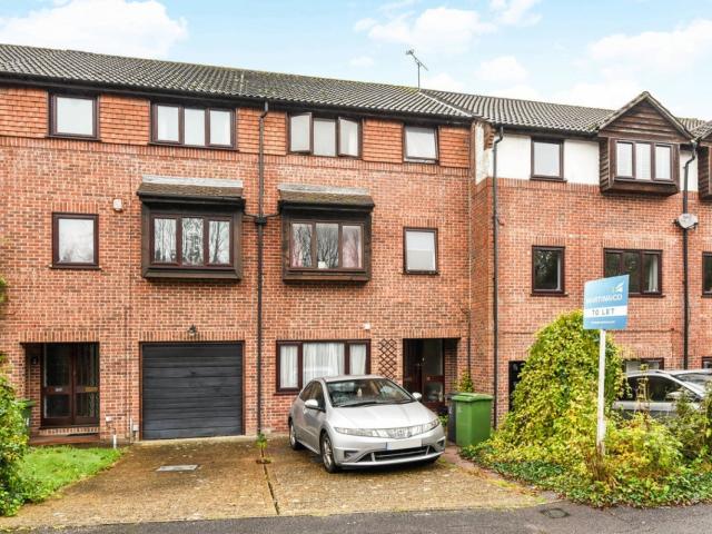 Apartment at Honeysuckle Close, Winchester