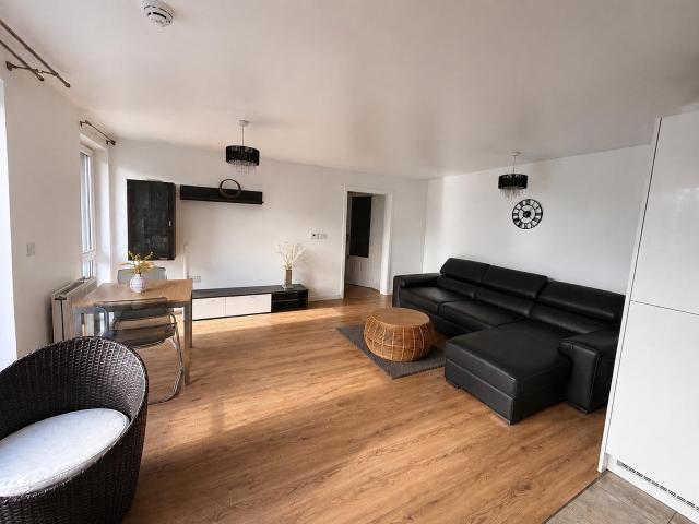 Apartment at Honour Gardens, Greater London