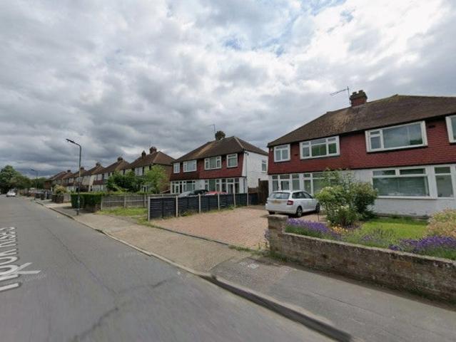Apartment at Hook Rise South, Greater London