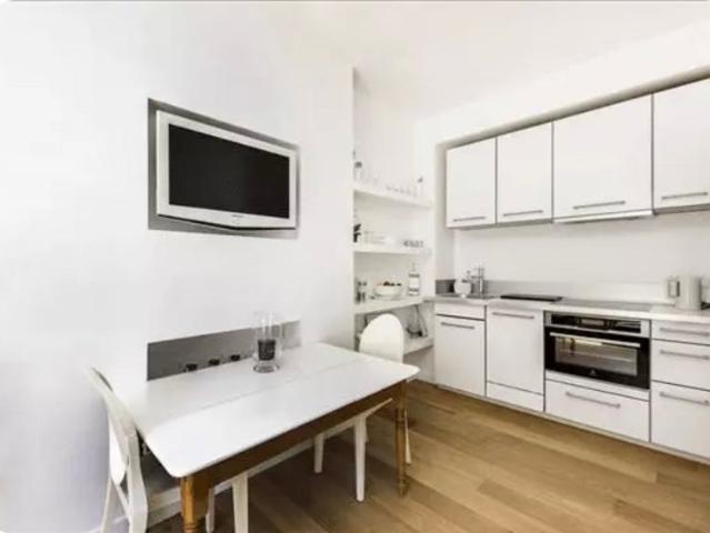 Apartment at Hopkinsons' Place, Greater London