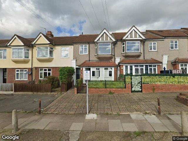 Apartment at Hornchurch Road, Greater London