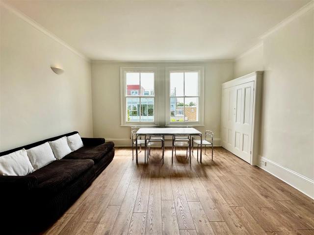 Apartment at Hornsey Lane, Greater London