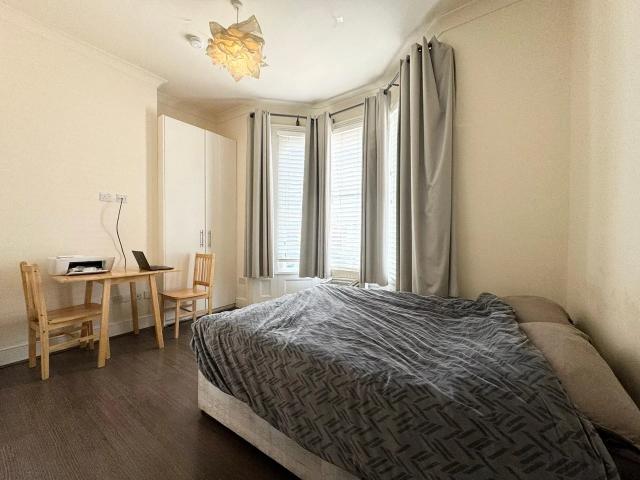 Apartment at Hornsey Park Road, Greater London