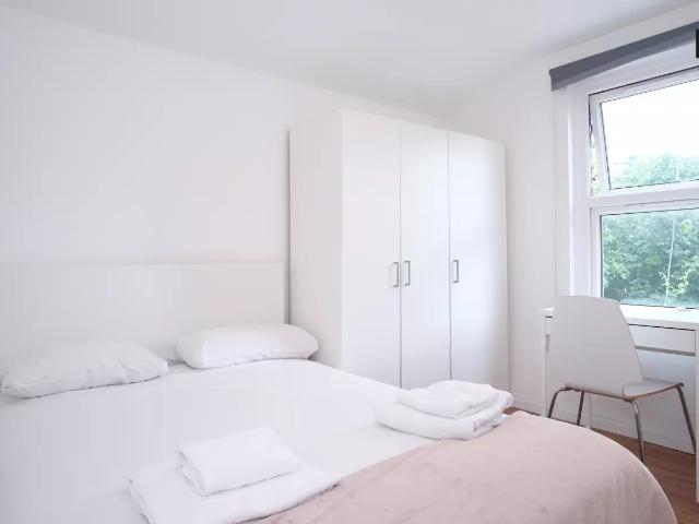 Apartment at Hornsey Park Road, Greater London