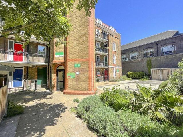 Apartment at Hornsey Road, London
