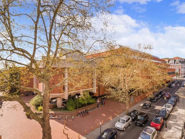 Apartment at Hornton Street, Greater London