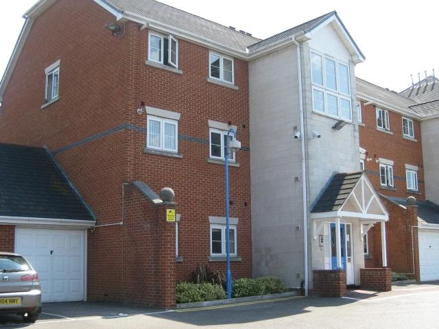 Apartment at Horseshoe Bridge, Southampton
