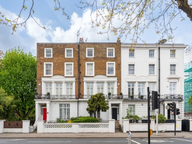 Apartment at Hortensia Road, Greater London