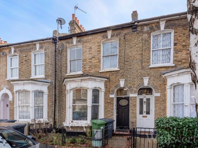 Apartment at Hatcham Park Road, Greater London