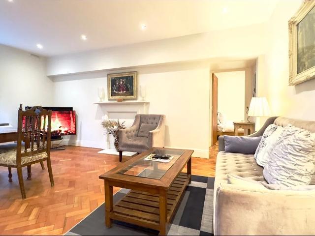 Apartment at Hatherley Grove, City of Westminster