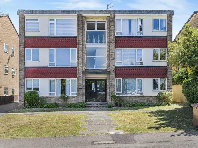 Apartment at Hatherley Road, Greater London