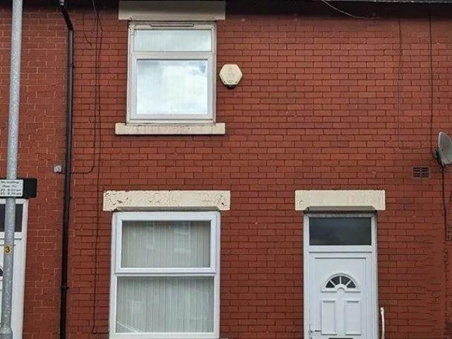 Apartment at Hathershaw Lane, Oldham