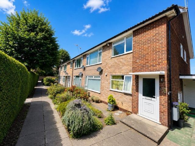 Apartment at Hatton Court, Windsor