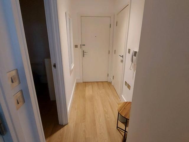 Apartment at Hatters Way, Luton