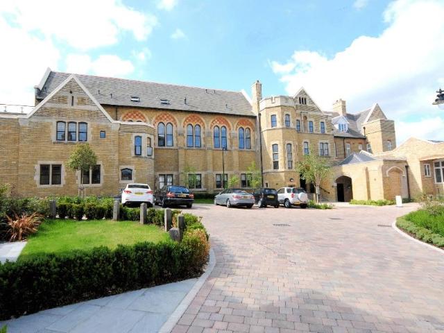 Apartment at Havanna Drive, London