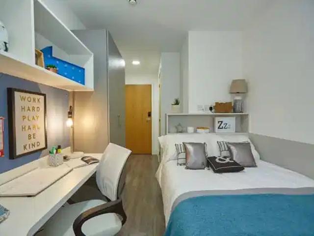 Apartment at Havannah Street, Glasgow