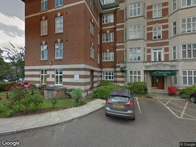 Apartment at Haven Green, Greater London