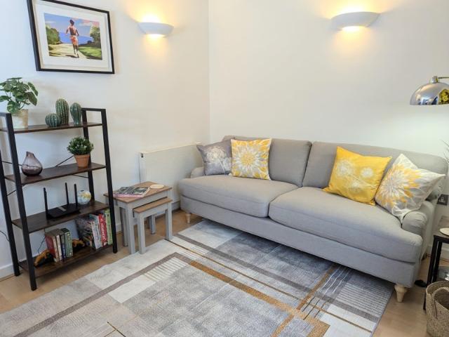 Apartment at Havelock Street, Greater London