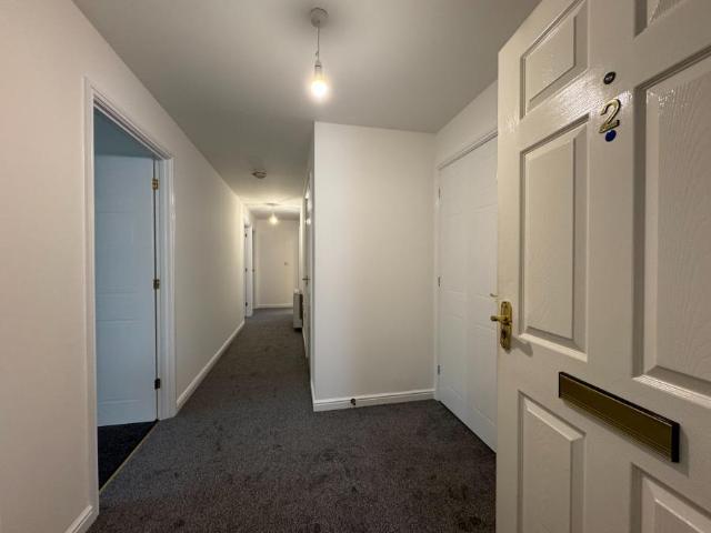 Apartment at Hawkeswood Road, Southampton