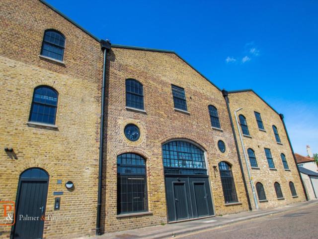 Apartment at Hawkins Road, Colchester