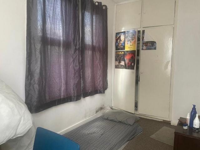 Apartment at Hawks Road, Greater London