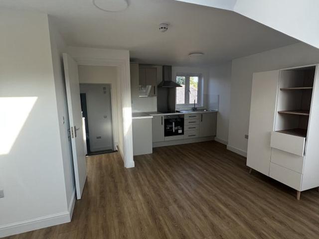 Apartment at Hawks Road, Greater London
