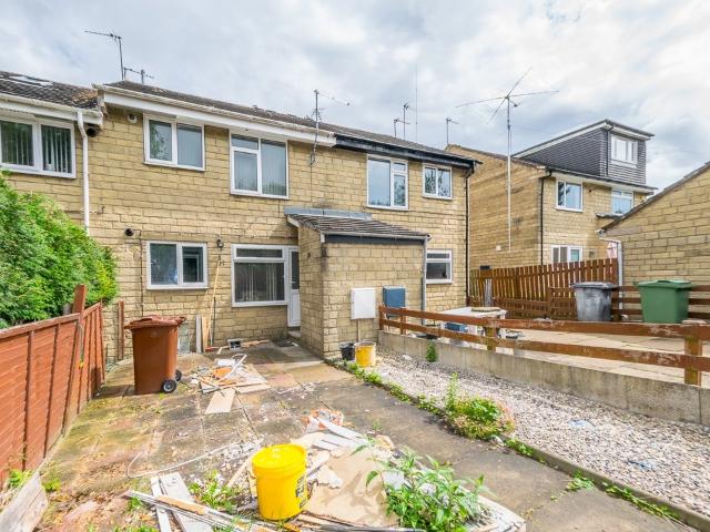 Apartment at Hawley Way, Leeds