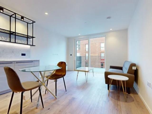 Apartment at Hawser Lane, Greater London